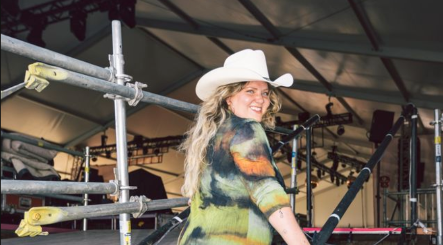 SPINNING SUNSHINE + GOOD VIBES: DJ Cass Drops Exclusive Soundtrack to